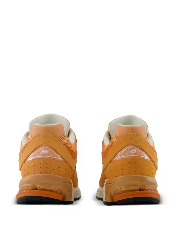 NEW BALANCE 2002r Sneakers - Orange