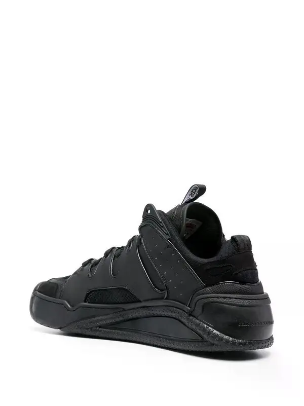 Gcds Low-top Sneakers With Panelled Design