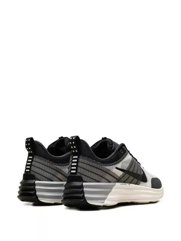Nike Lunar Roam Sneakers - Black