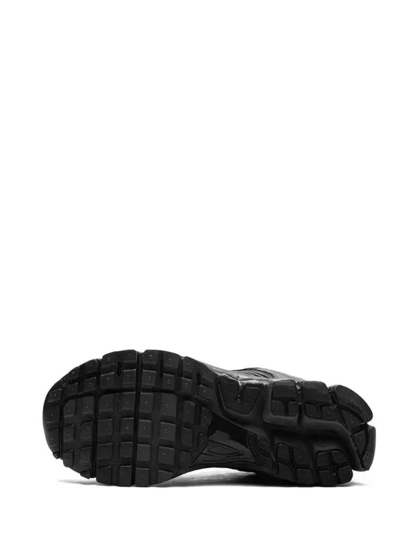 Nike Zoom Vomero Triple Sneakers - Black