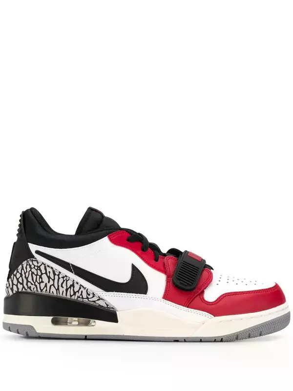JORDAN Legacy 312 Low Chicago Sneakers - Black
