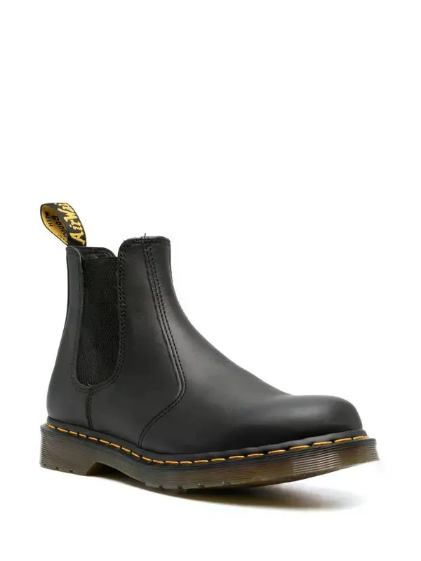 Dr. Martens 2976 Chelsea Leather Boots