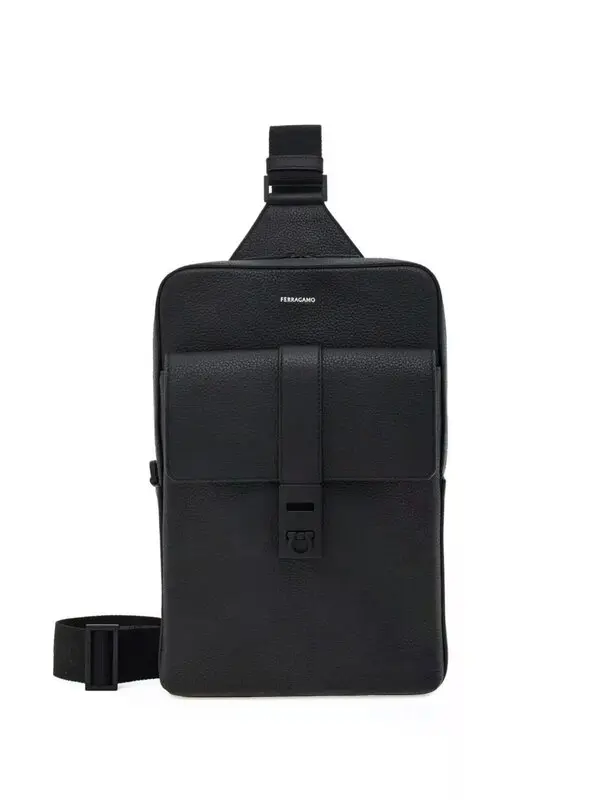 FERRAGAMO Slingbag Messenger Bag