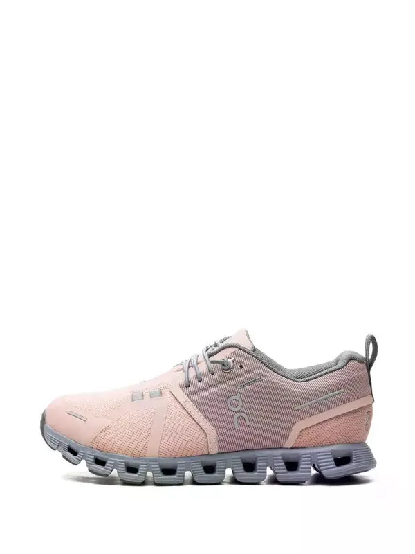 On Side Logo-print Detail Sneakers - Pink