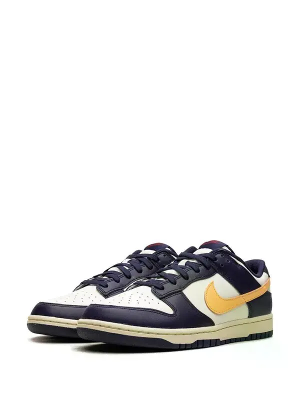 Nike Dunk Low Sneakers - Purple