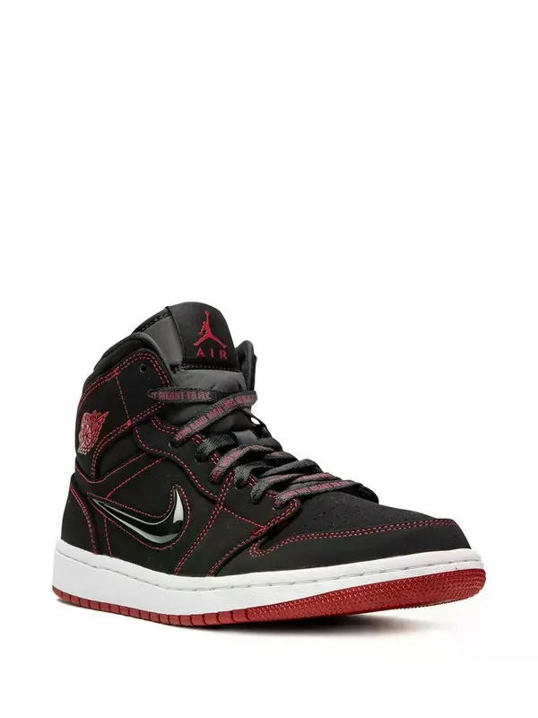 JORDAN 1 Mid Fearless Sneakers