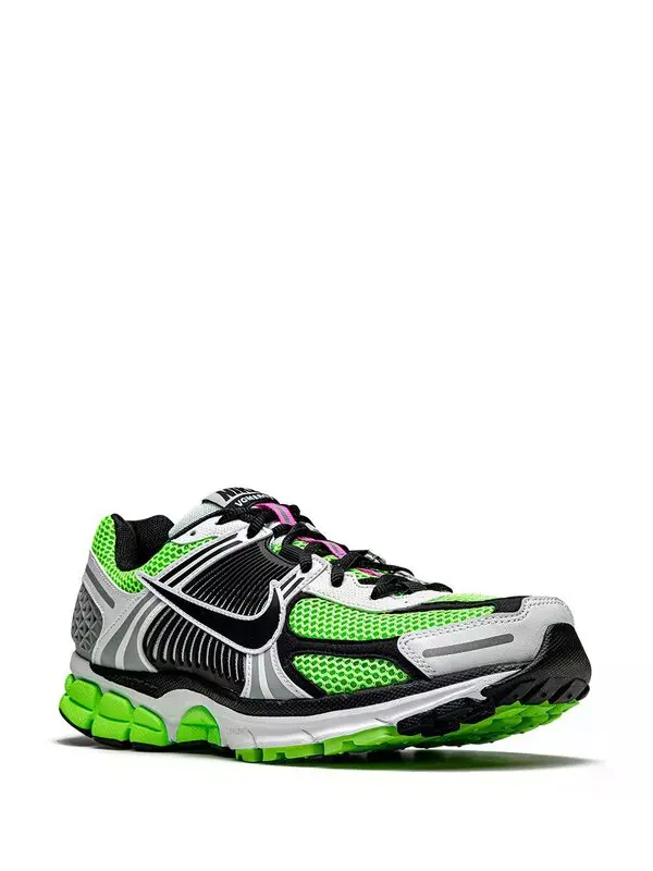 Nike Zoom Vomero 5 Se Sp Low-top Sneakers - Green