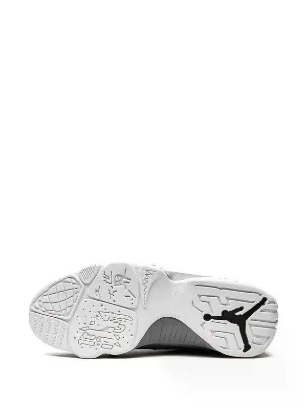 JORDAN Retro Particle Grey Sneakers - Black