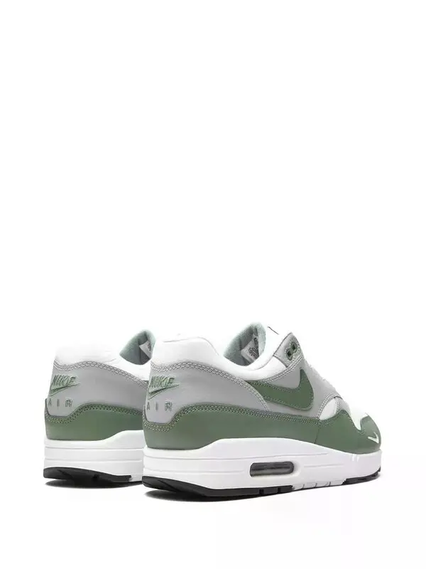Nike Air Max 1 Sneakers