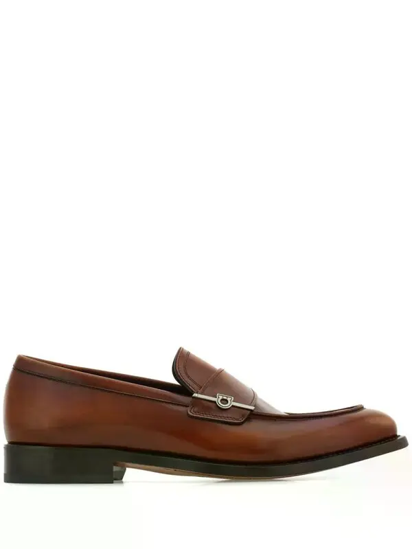 FERRAGAMO Gancini-plaque Leather Loafers - Brown