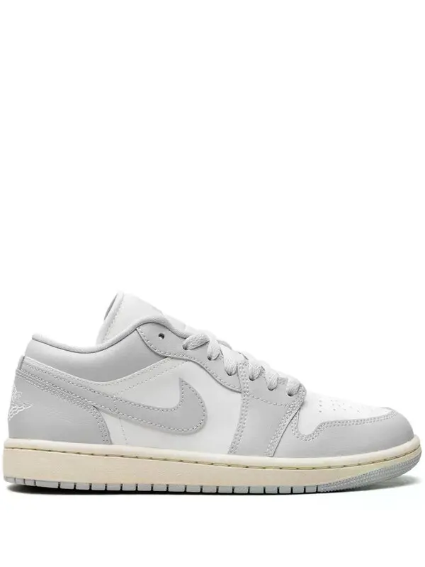 JORDAN Air 1 Light Sneakers