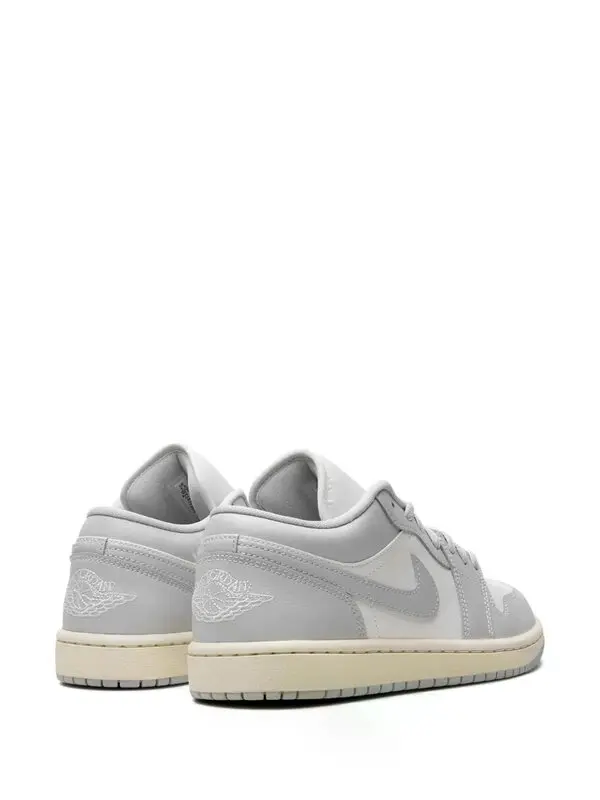JORDAN Air 1 Light Sneakers