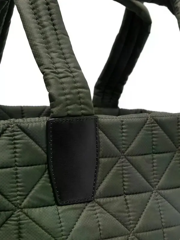 VEECOLLECTIVE Tote Bag