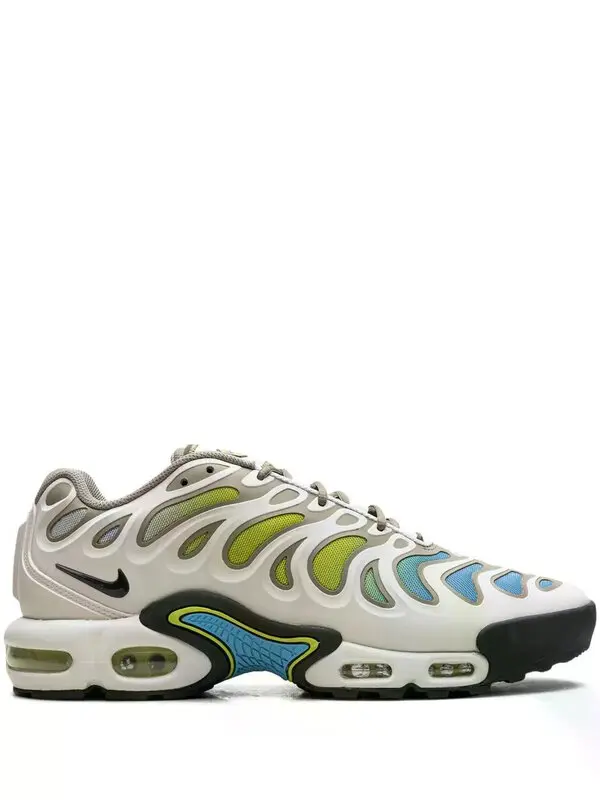 Nike Air Max Plus Drift Sneakers