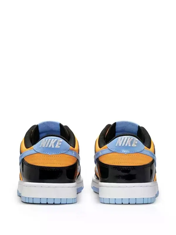 Nike Dunk Low Sneakers - Yellow