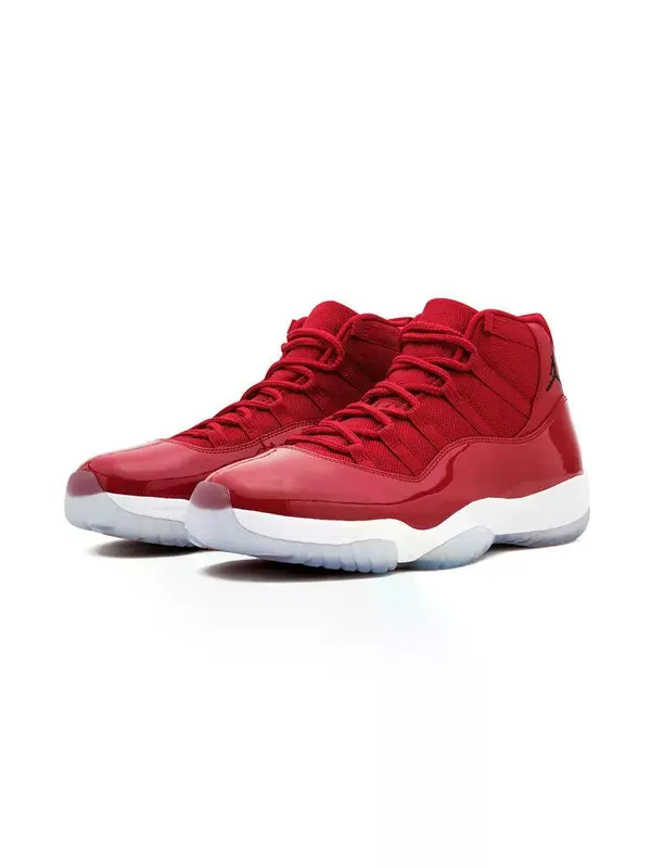 JORDAN Retro "win Like '96" Sneakers