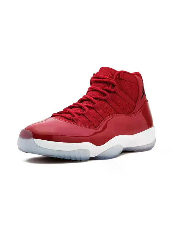 JORDAN Retro "win Like '96" Sneakers