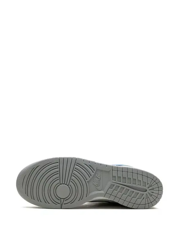 Nike Dunk Low Sneakers - Grey