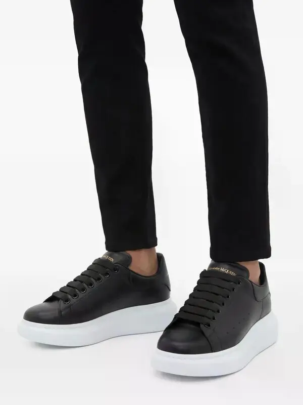 Alexander McQueen Oversized Low-top Sneakers - Black
