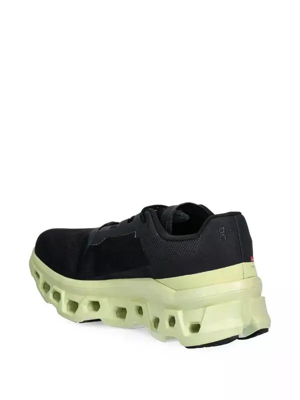 On Acacia Trainers