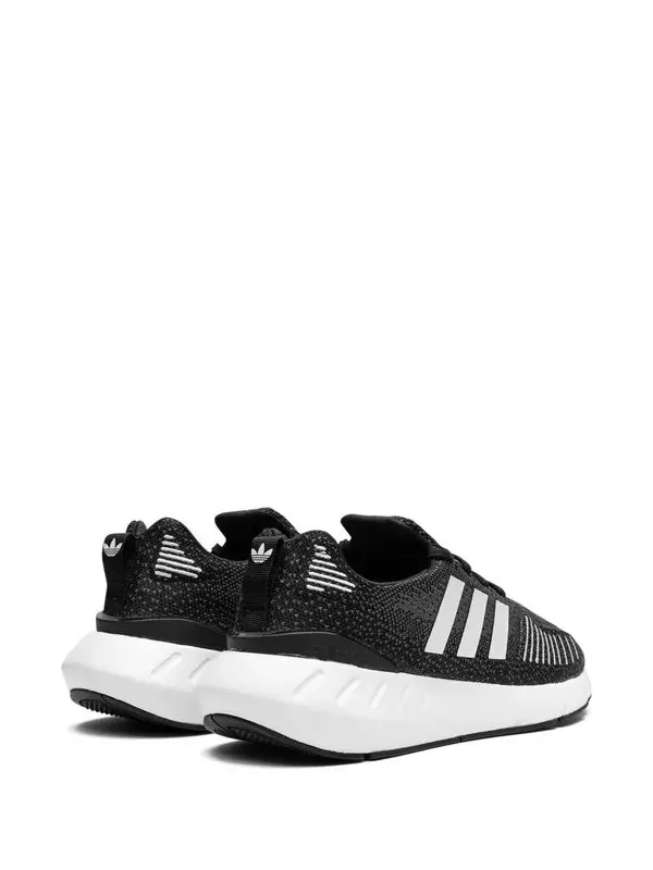 Adidas Swift Run 22 Low-top Sneakers - Black