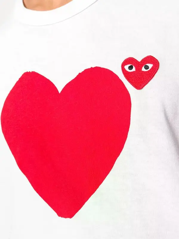 Play Comme Des Garcon Logo Heart Printed T-shirt