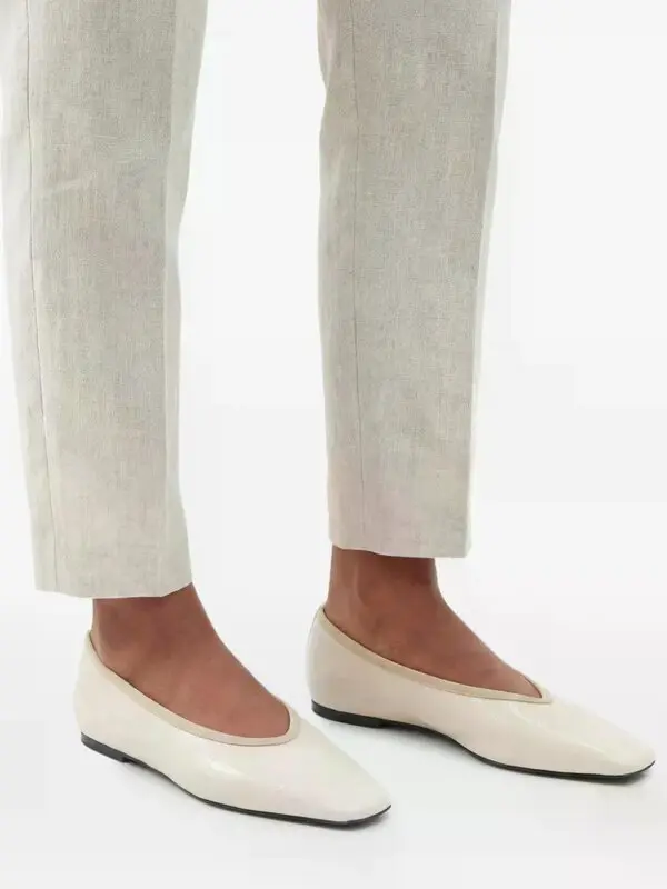 TOTEME Crocodile-embossed Ballet Flats - Neutrals
