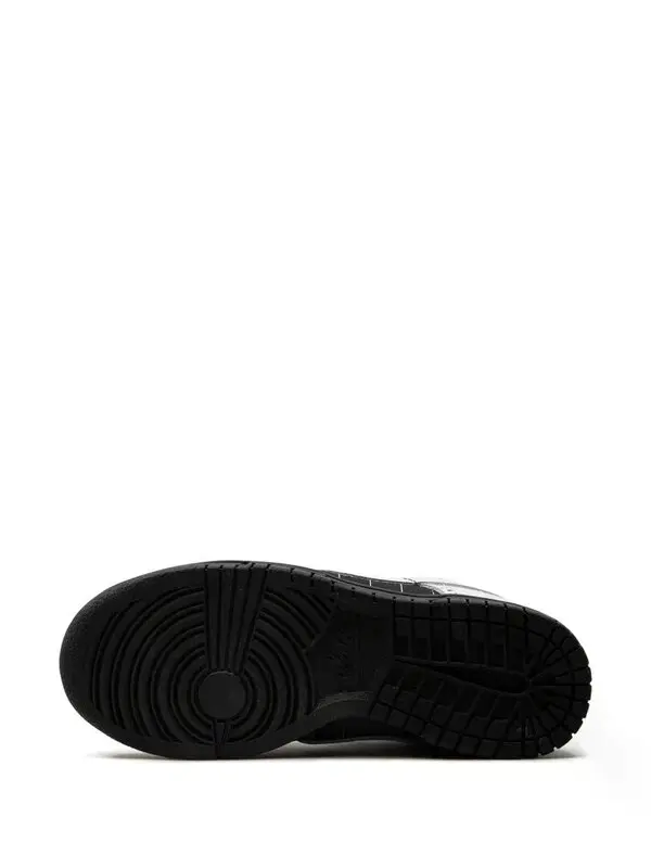 Nike Dunk Low Brogue Pinstripe Sneakers - Black