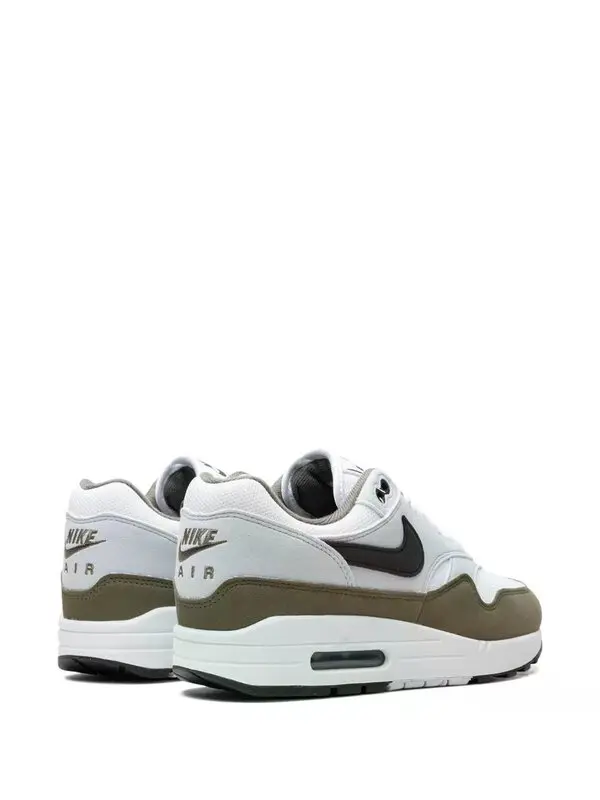 Nike Air Max 1 Sneakers