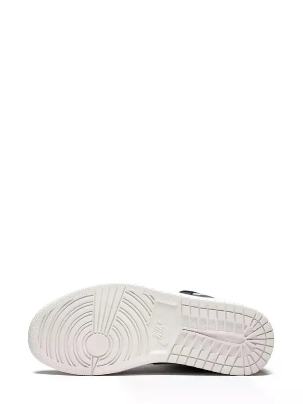 JORDAN Air 1 Retro High Jeter Sneakers