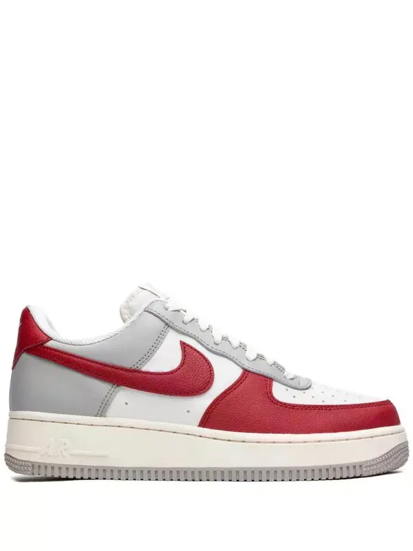 Nike Air Force 1 Sneakers