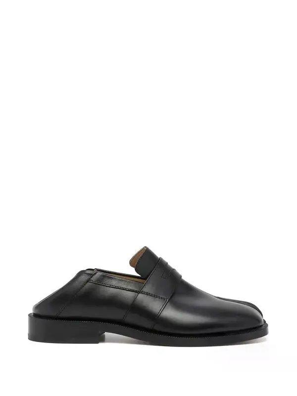 MAISON MARGIELA Tabi Leather Loafers - Black