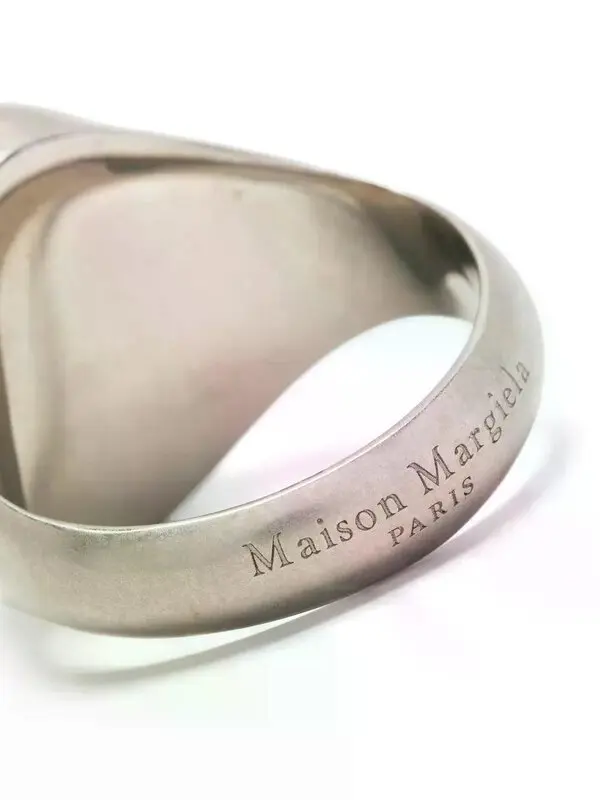 MAISON MARGIELA Chevalier Signet Ring
