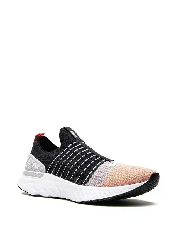 Nike React Phantom Run Flyknit 2 Sneakers
