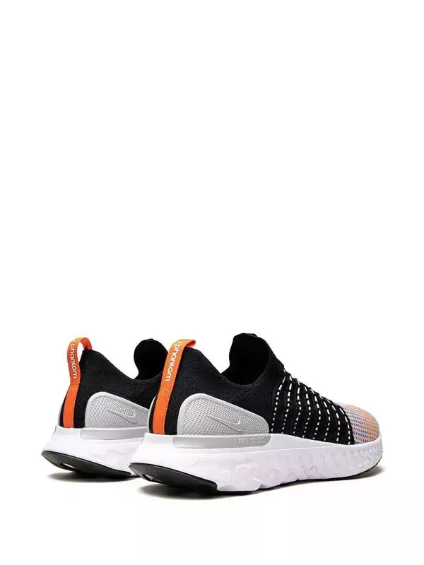 Nike React Phantom Run Flyknit 2 Sneakers