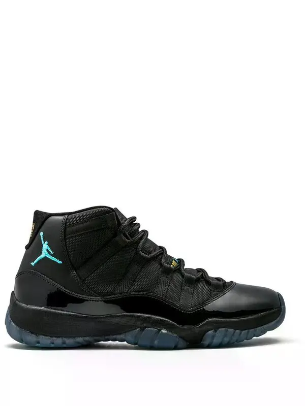 JORDAN 11 Retro Sneakers - Black