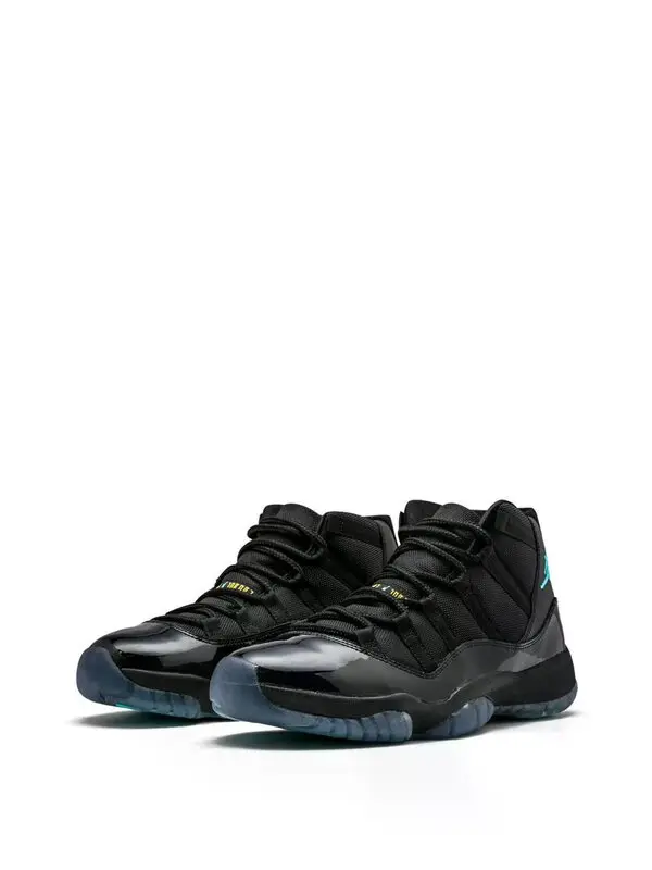 JORDAN 11 Retro Sneakers - Black