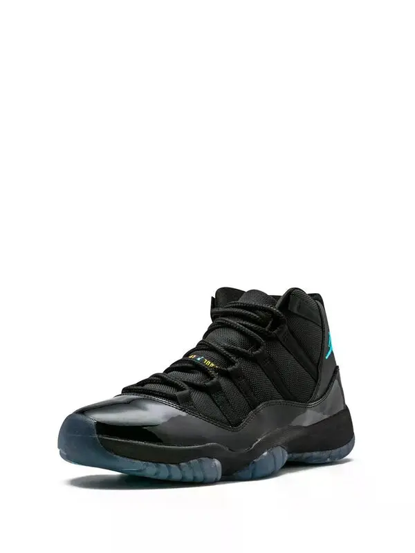 JORDAN 11 Retro Sneakers - Black