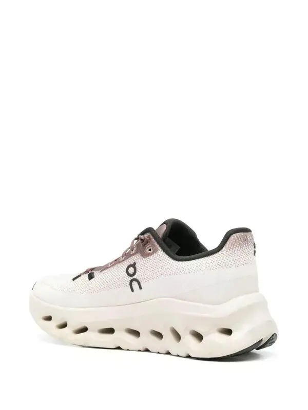 On Cloudtilt Sneakers