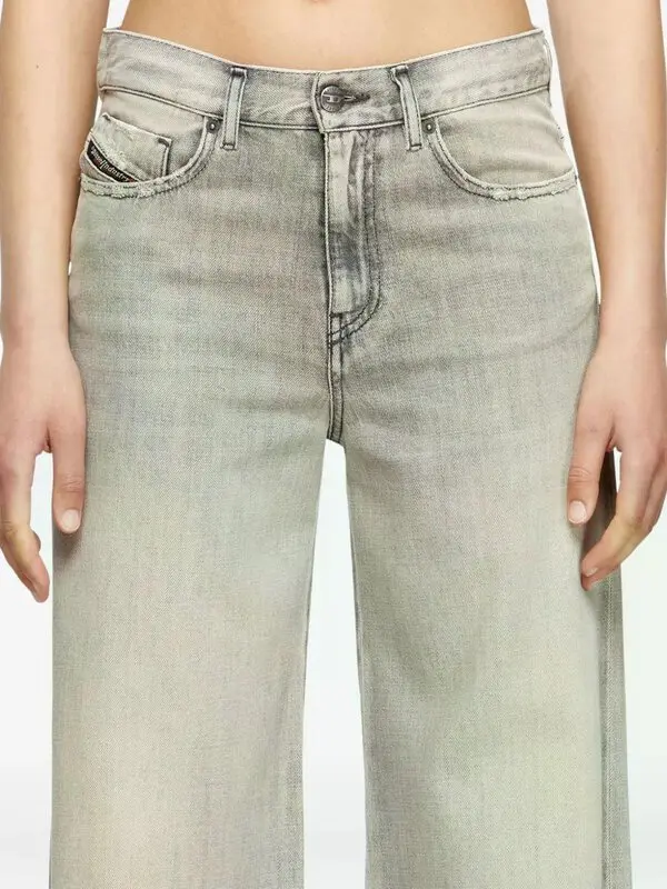 DIESEL® 1978 D-akemi Flared Jeans - Grey