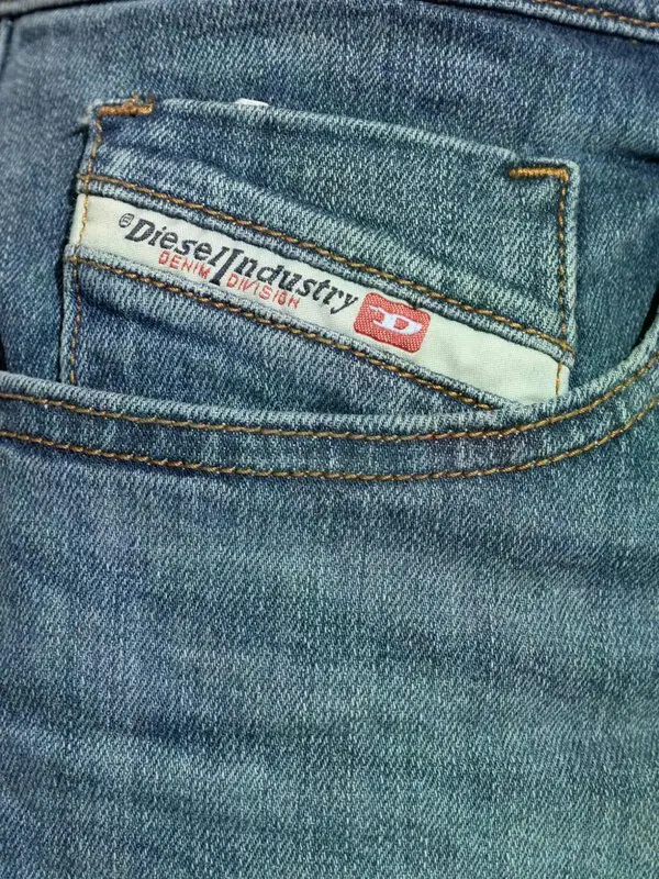 DIESEL® D-strukt Slim-cut Jeans