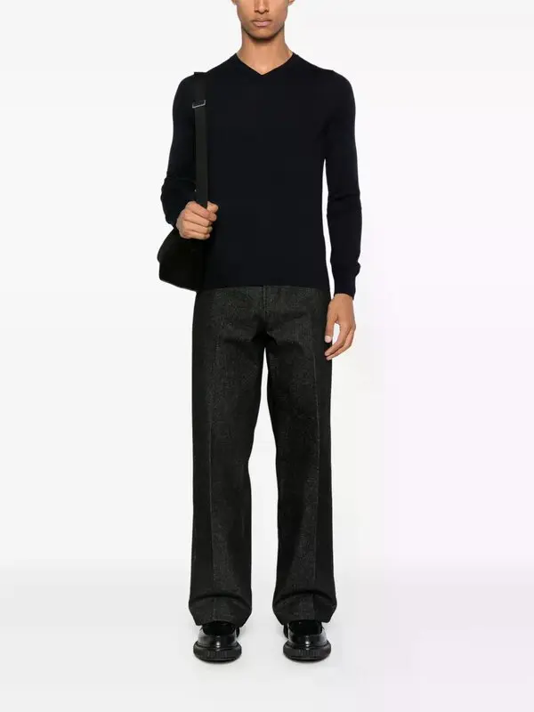 Alpha Studio Merino V-neck Sweater
