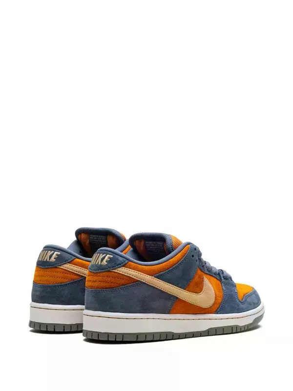 Nike Sb Dunk Low Sneakers - Orange