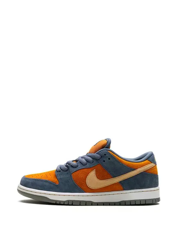 Nike Sb Dunk Low Sneakers - Orange