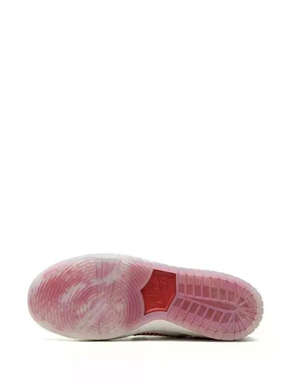 Nike Dunk Low N7 Sneakers