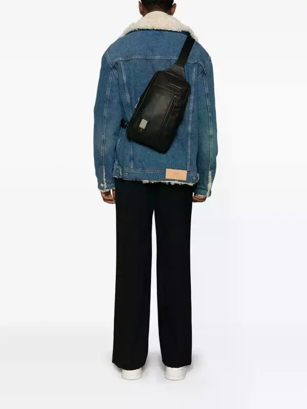 PIQUADRO Akron Leather Messenger Bag - Black