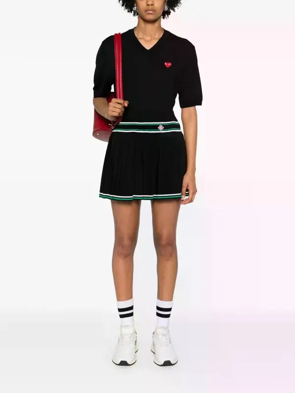 Play Comme Des Garcon Heart-patch V-neck Jumper - Black