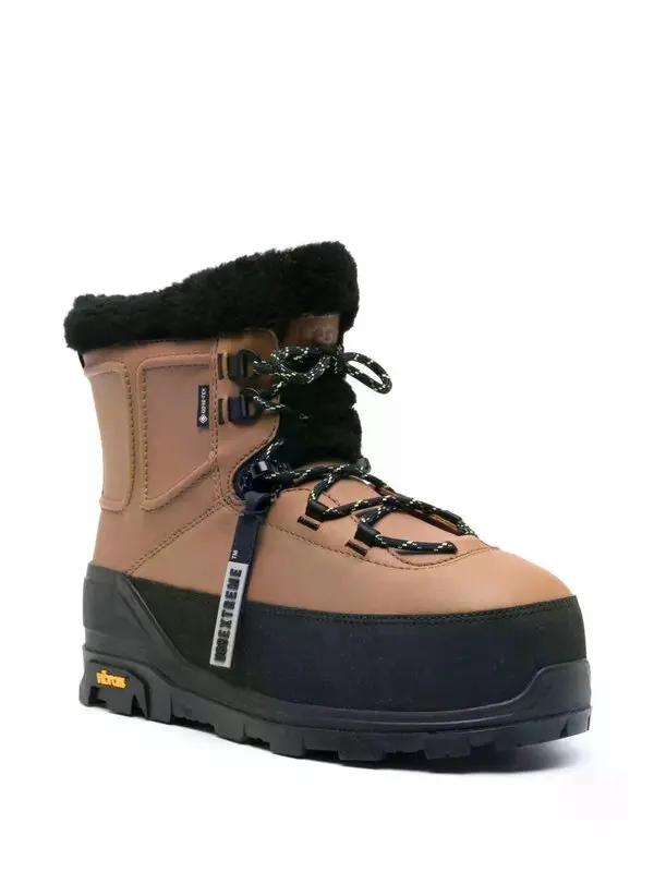 UGG Shasta Gore-tex Lace-up Ankle Boots