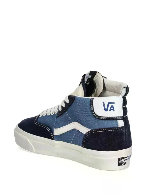 VANS Clash The Wall Trainers