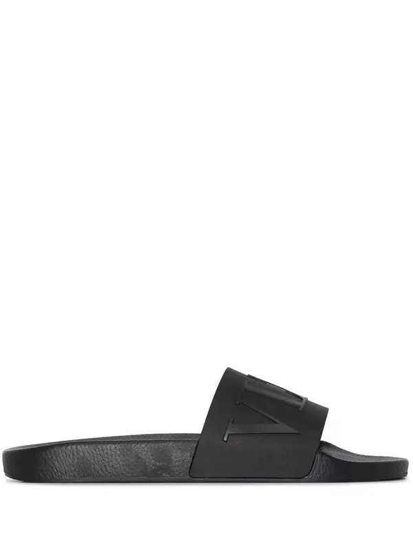 Valentino Garavani Embossed Logo Flip-flops